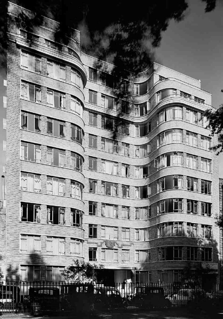 The Architecture of Charterhouse Square: Florin Court - The Charterhouse